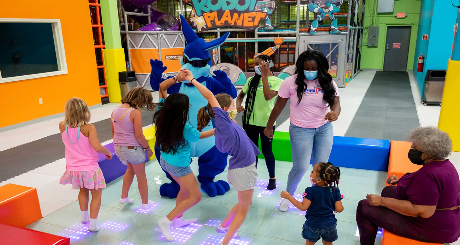 Indoor Active Entertainment - Boomerang Play Center